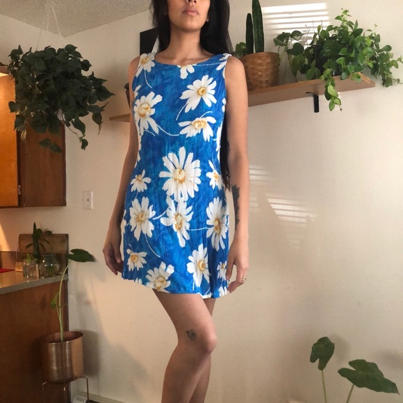 mc squared | Dresses | Mc Squared Vintage Floralhawaiian Dress | Poshmark